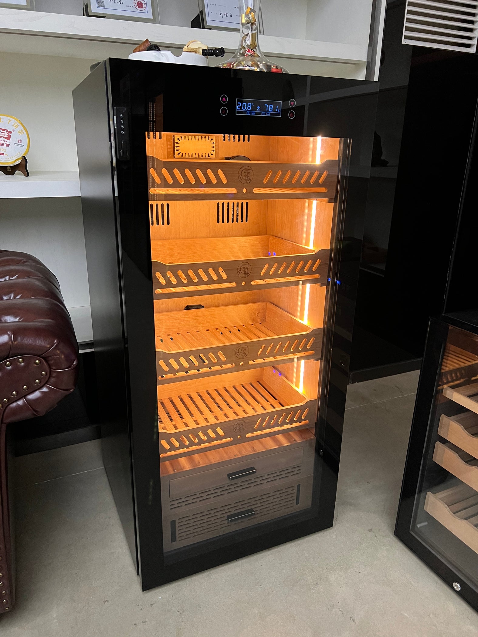 Yohtron YC-248 Electric Humidor | Spanish Cedar | 1200 Count — Luxury ...